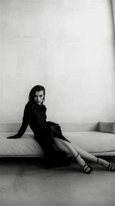 Pin By Whitney Waxler On Opulence And Elegance Photography Poses Model