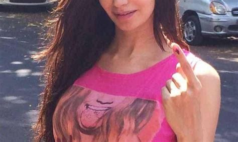 Actress Simran Kaur Mundi Charming Pics 540156 Galleries And Hd Images