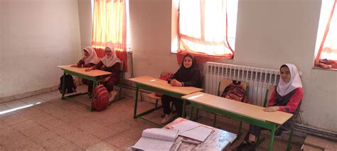 مدرسه شهید راثی تاج خاتون روستای تاج خاتون استان آذربایجان غربی