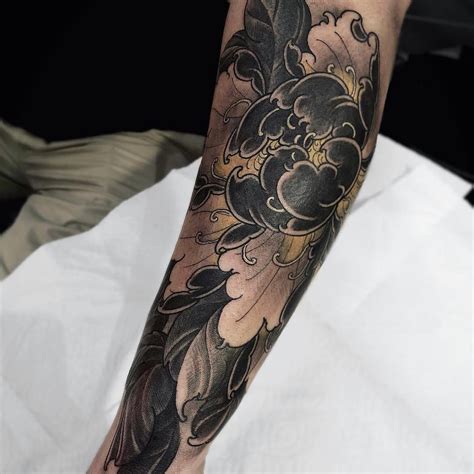 Black And Grey Japanese Flower Tattoos