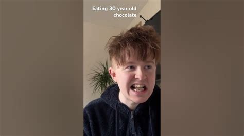 Eating A 30 Year Old Chocolate Bar From 1995 Food Dove Candy Sweet Youtube