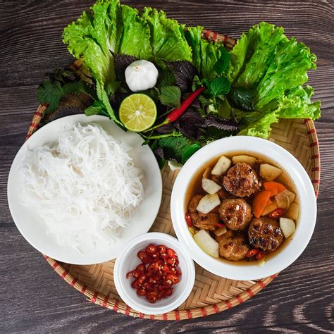 Bún Chả Hà Nội Bao Nhiêu Calo Khám Phá Lượng Calo Trong Món Ăn Đặc Sản