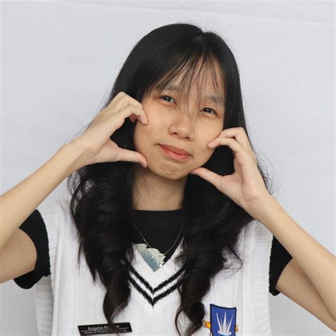 Angelie Naya Winalda Himpunan Mahasiswa Sastra Inggris