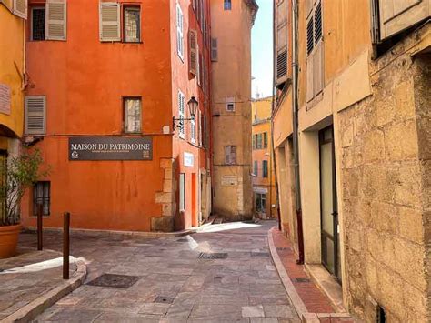 Grasse France Perfume A Comprehensive Guide To The City Of Scents