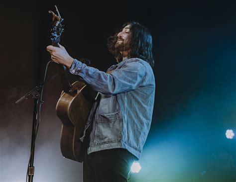 Noah Kahan Wallpapers 21 Images Inside