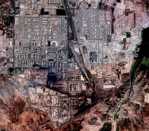 Reliance Refinery In Jamnagar India Currently It Is One Of The