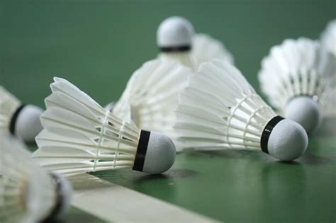 Close Up Of Shuttlecocks On Table Premium Photo