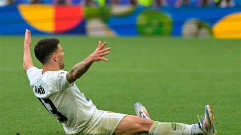 Danmarks Bøddel Lukkede Bare øjnene Ekstra Bladet