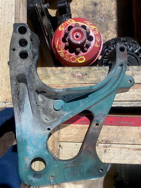 Volvo D13 Lifting Bracket For Sale Hialeah Fl 21550467