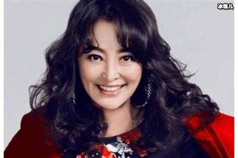 李勤勤为工作连坐两天车，手捧泡面老态尽显！ 明星 冰棍儿网