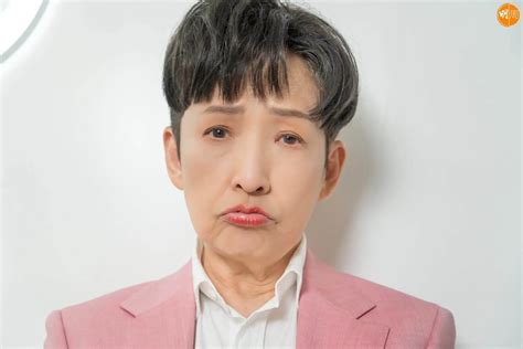 獲馮素波模仿粉紅教主成熱話 Anson Lo感榮幸：好可愛呀 本地 明周娛樂