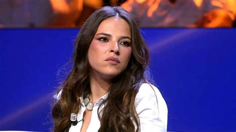 Marta Peñate Muestra Los Hematomas En Su Cuerpo Durante Su Tratamiento De Fertilidad Se Supone