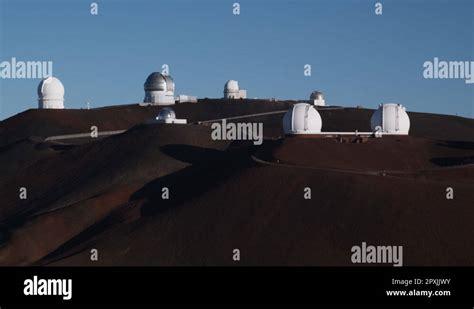Mauna Loa Observatory Volcanoes Stock Videos Footage Hd And K Video Clips Alamy
