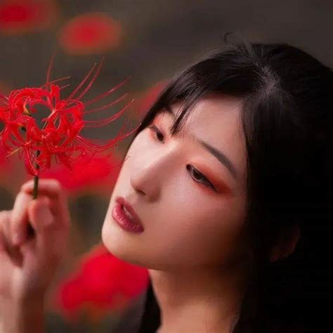 汪国真美文《美丽的孤独，无尽的思念》是一种感情时候