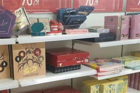 Eric Idle Calls Monty Python A Financial Disaster As Hes Forced To Work Into His 80s Mirror