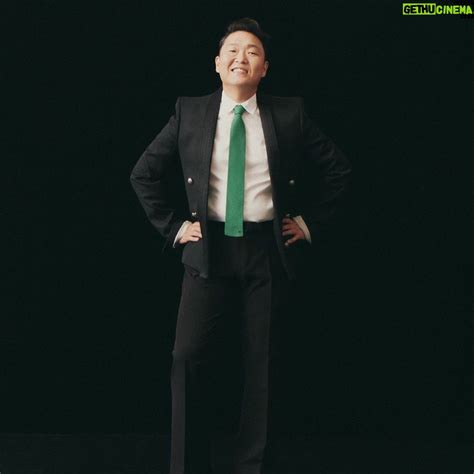 Psy Wiki Biography Age Gallery Spouse And More
