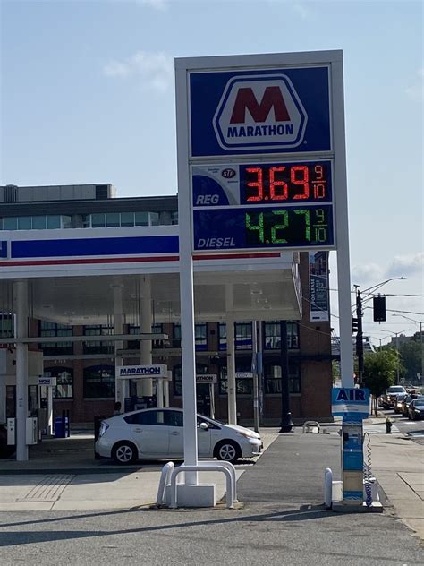 Marathon Gas Station Updated January 2026 83 Point St Providence