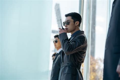 Woo Do Hwan Is Sharp And Skilled As The Captain Of Lee Min Hos Guard