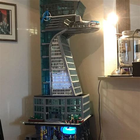 Moc Lego Vengadores Torre Stark 🌃