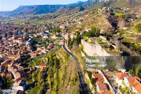 Pemandangan Panorama Berga Di Spanyol Yang Terletak Di Pegunungan Foto