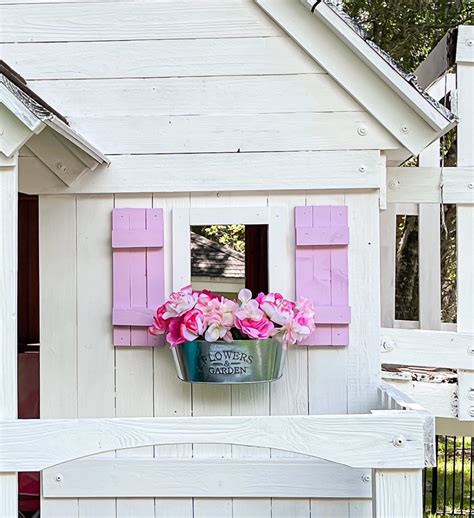 Diy Dollar Tree Playhouse Flower Boxes 3 Daughters Diy