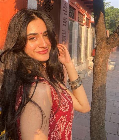 Pin By Anonymous On Insta Posts Beautiful Smile Women Ideas For