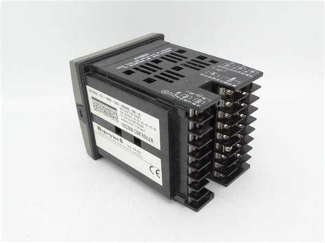 Honeywell Udc3200 Ce 100r 200 00000 00 0 Temperature Controller