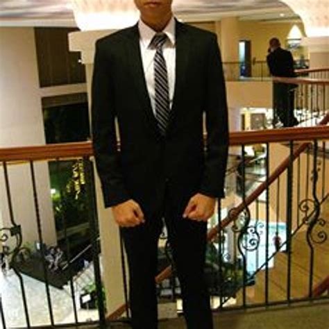 Stream Neo Kuan Wee Music Listen To Songs Albums Playlists For Free