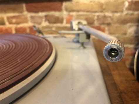 Turntable Identification Help Any Ideas Note The Weird Headshell