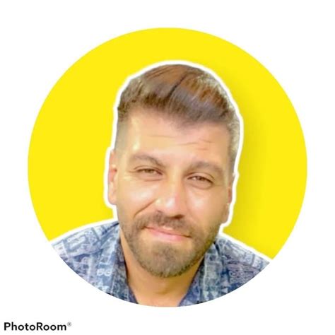 ‎mohammad Qatanani مصمم داخلي Interior Designer‎ Mohammadnaimqatanani • Threads Say More