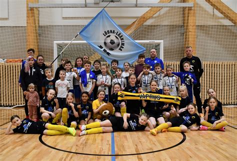 Lõuna Läänemaa Jalgpalliklubi Lljk Ja Jk Vaprus Paikuse Lapsed Mängisid Taas Lihulas