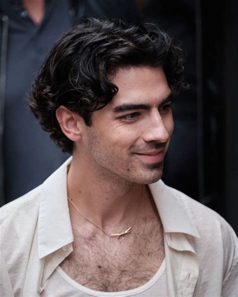 Pin On Jonas Brothers