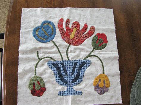 Timeless Reflections Roseville Applique Quilt 2