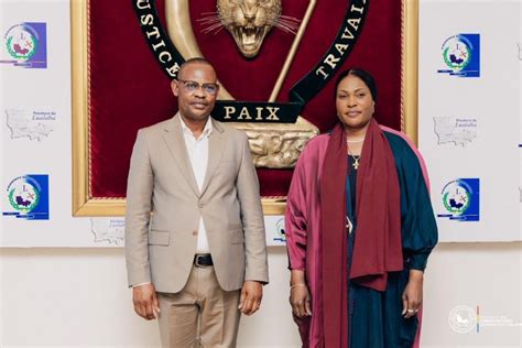 Lualaba Ferdinand Massamba à Kolwezi Pour Le Lancement Dune Vaste