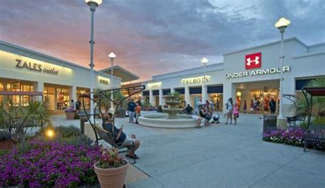 Regal Tanger Outlets