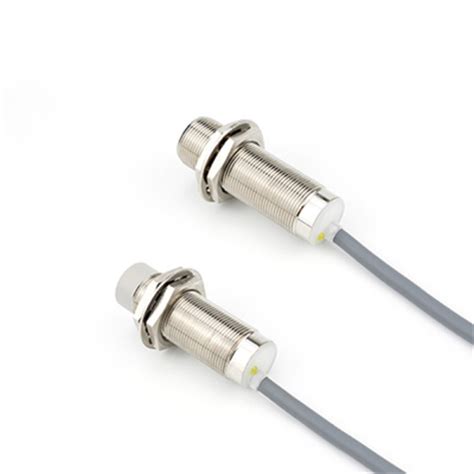 Cylindrical Inductive 2 Wire Proximity Sensor 20 250vac M18 Metal Tube