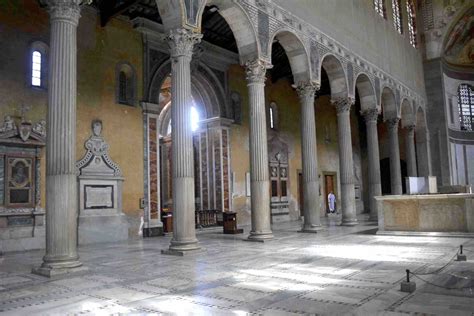 De Basilica Di Santa Sabina In Rome Groots In Haar Eenvoud Cosiddetto