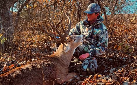 Kansas Hunter Tags 250 Inch Whitetail Buck Field And Stream