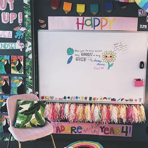 Instagram Teachers Across Australia Are Gathering Fans Online With