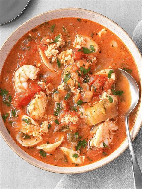 Delicious Slow Cooker Cioppino A Seafood Lovers Dream