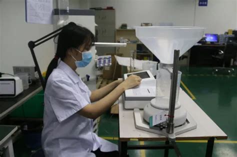 Equipment Used In Urology Pc Serie1100ml Normal Uroflowmetry Graph Male For Sale Uroflowmeter