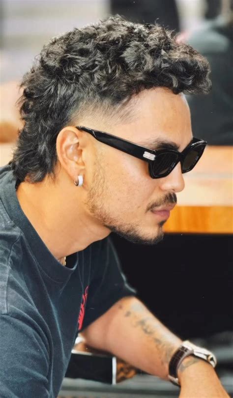 Chapri No 1 Hair Style Men Fade Haircut Short Men Hair Highlights Short Hair With Beard