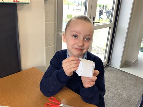 Year 4 Dt Turning 2d Nets Into 3d Shell Structures Delph Side