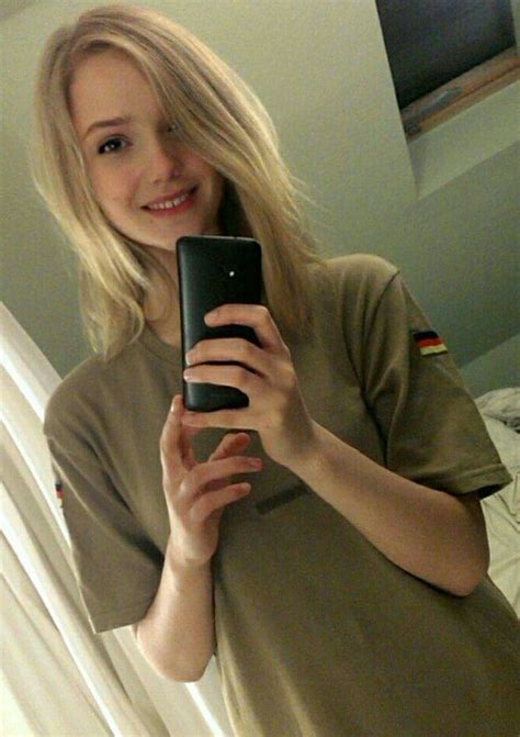 Adorable Blonde R Prettygirls