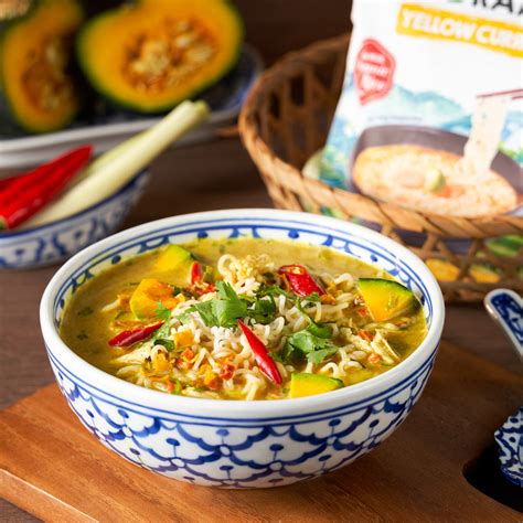 Perfect Earths Good Ramen Yellow Curry