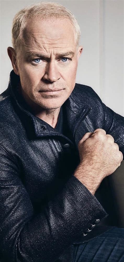 Male Actors With White Hair 60 Photos Moonagedaydreamfilm
