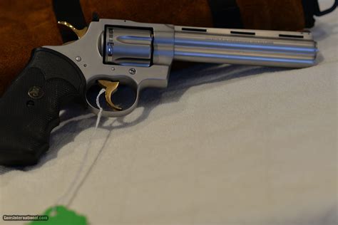 Colt Python 357 6 Stainless Steel Gold Plated Triggerhammer
