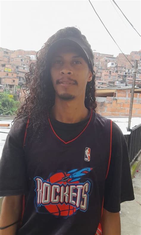 Holo01 Cam Model Profile Stripchat