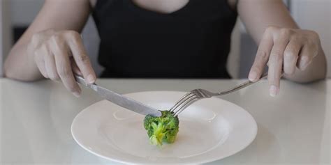 Facts About Having An Eating Disorder In Midlife Evesfit
