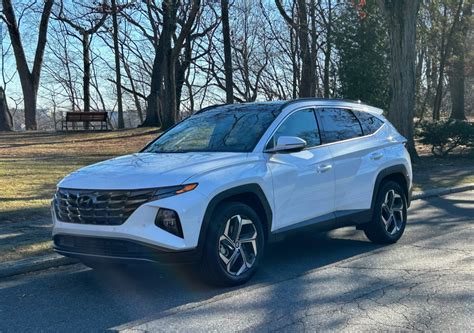Hyundai Sonata Hybrid Vs Hyundai Tucson Hybrid Cargurus Ca